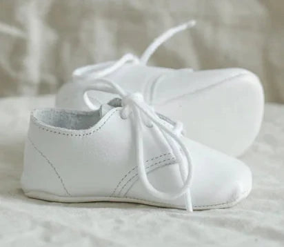WHITE BOY LACE UP SHOE – MiMi Kids